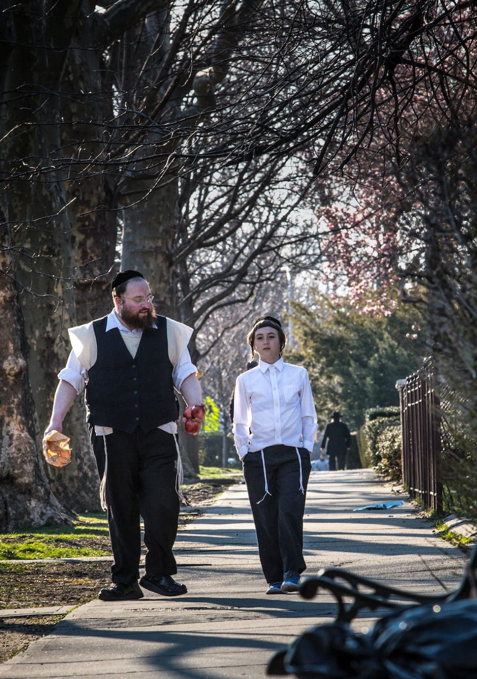 Joshua Weinstein’s Menashe Is a Gently Captivating Snapshot of Brooklyn ...