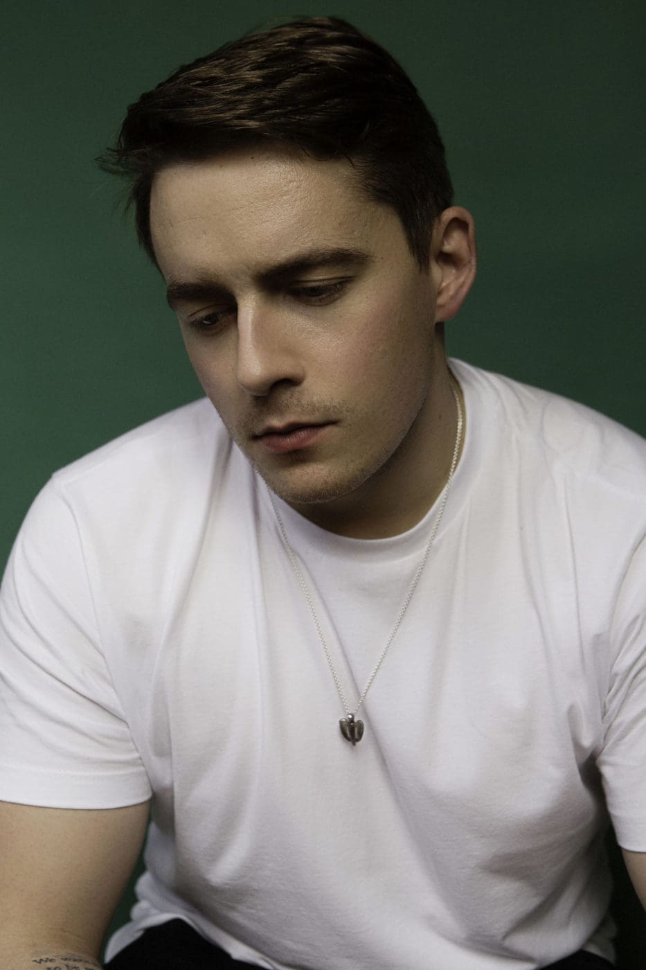 From Busking to Stage-Filling, Hip-Hop Inspired Folktronica – This Is ...