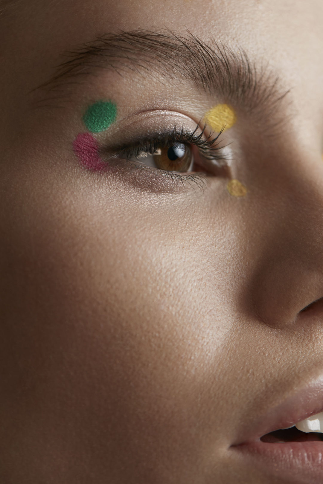 Painted Faces: Discover This Season's Art-Inspired Beauty Trends ...